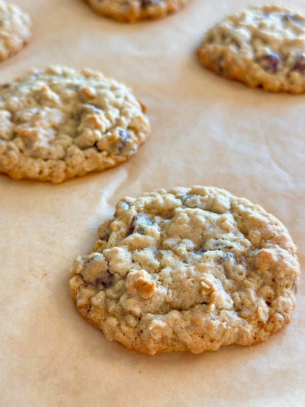 5 Star Oatmeal Chocolate Chip Cookies - Crocus & Ivy Interiors